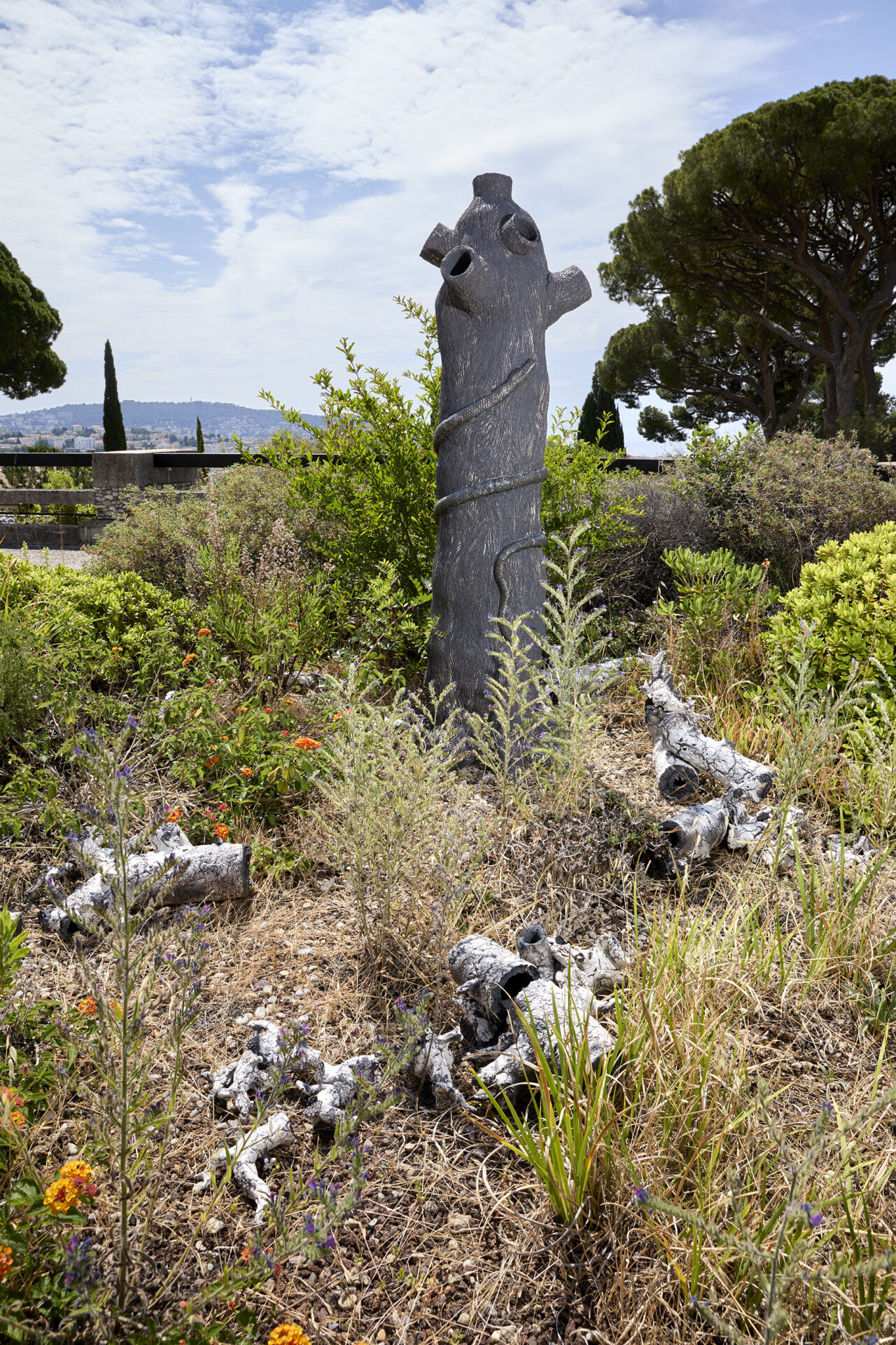 Resonating Ceramics - villa arson nice